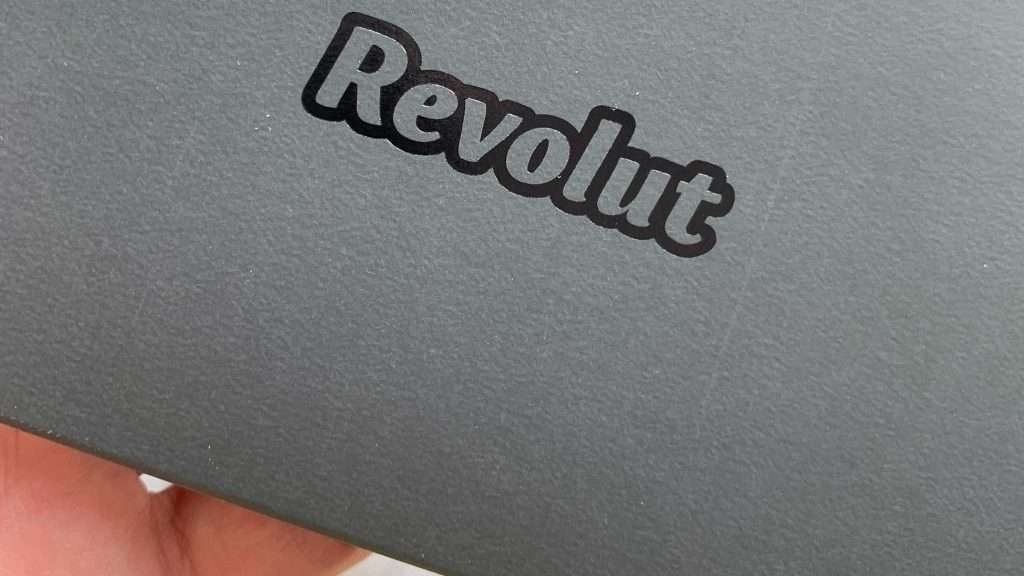 Revolut: What it is and how to join the best card in the world! - MOTM